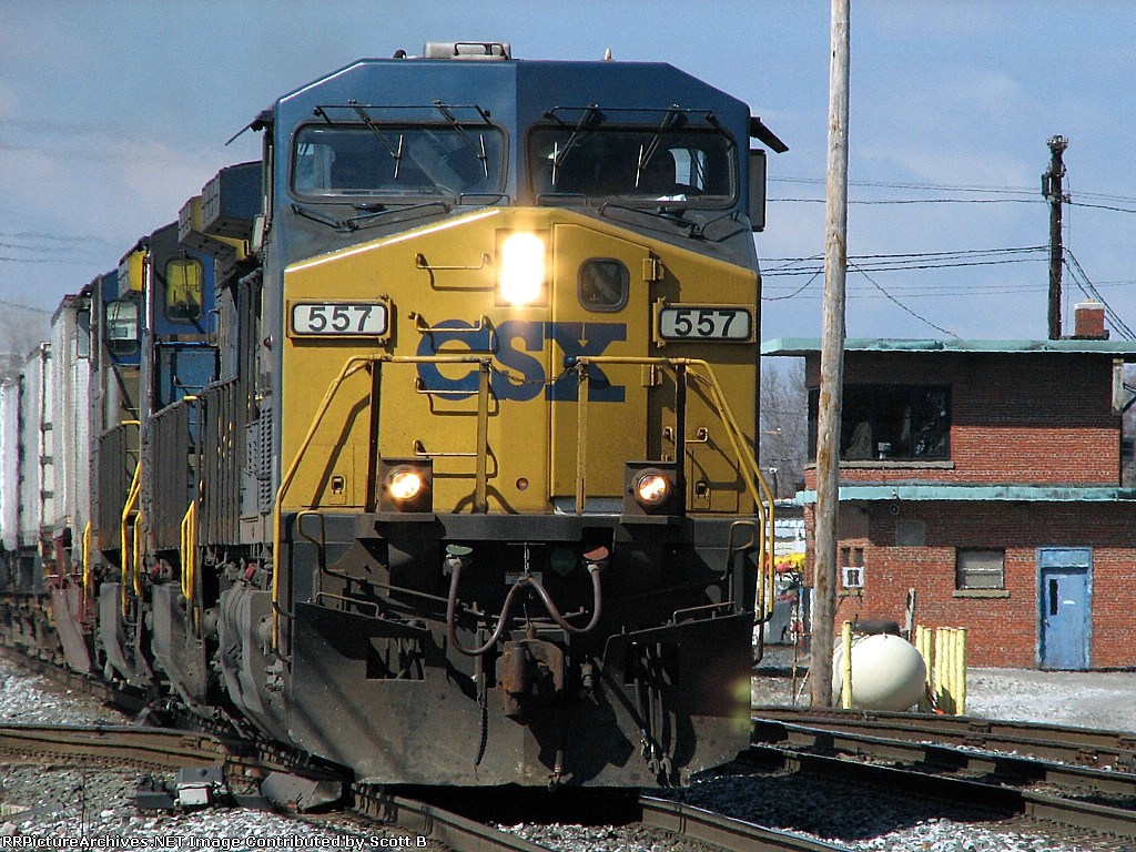 CSX 557